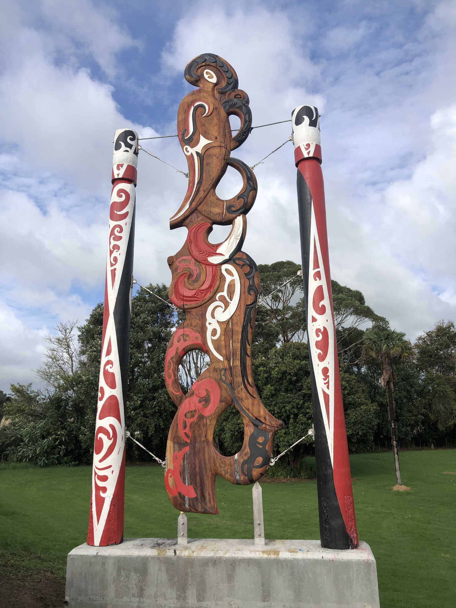 Ngā Pouwhenua